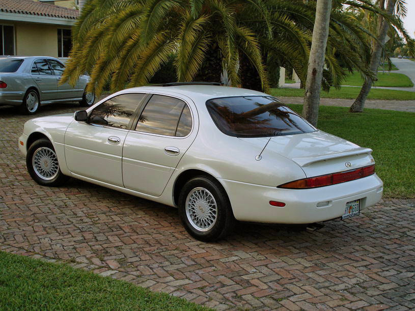 The Top 10 Luxury Cars of the 1990s