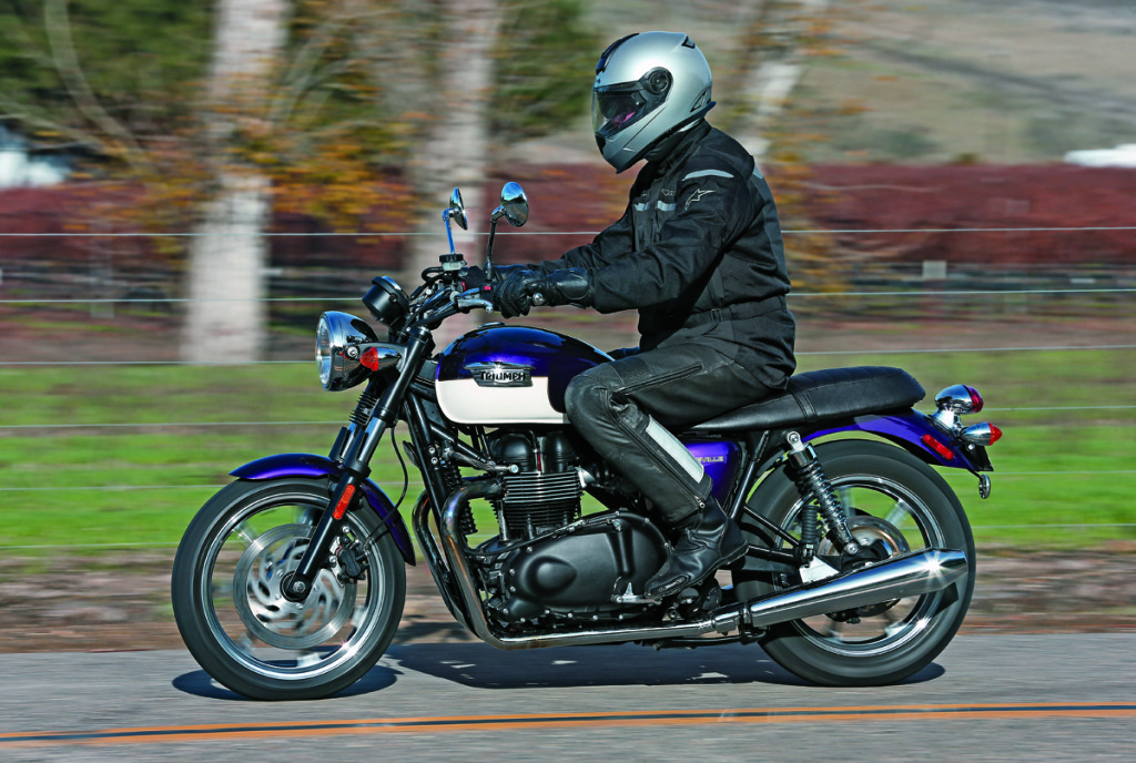 A Closer Look at the 2001 Triumph Bonneville