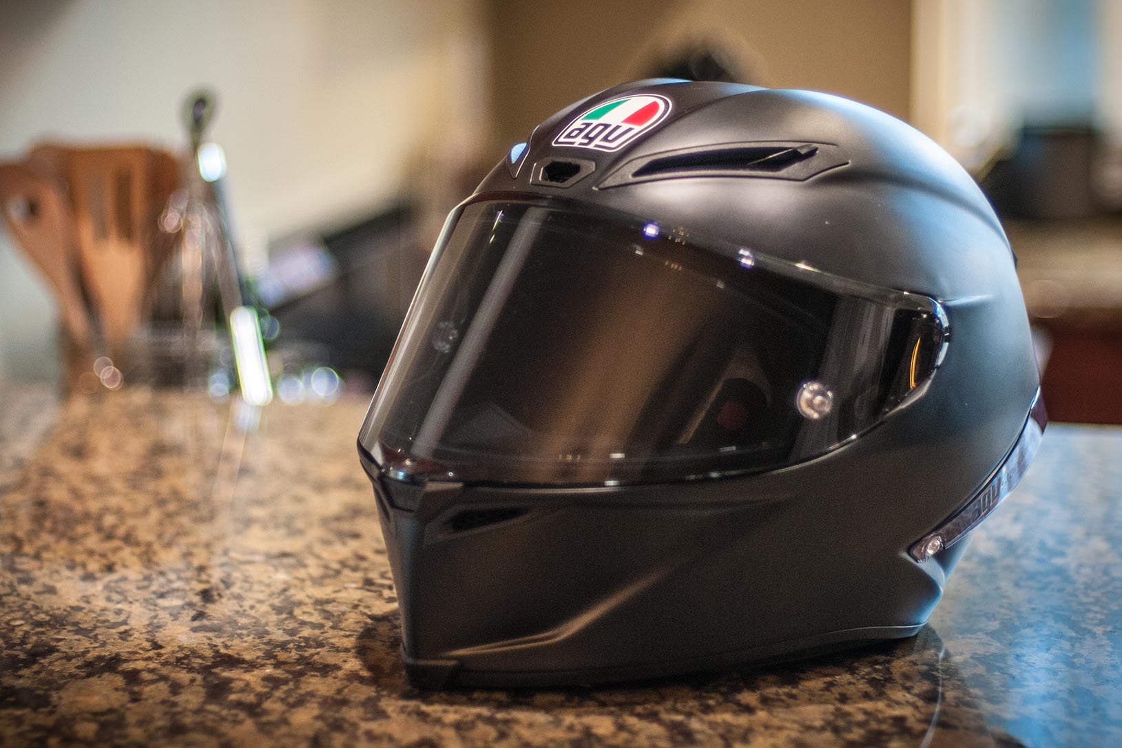 The Five Best Full Face Motorcycle Helmets Money Can Buy