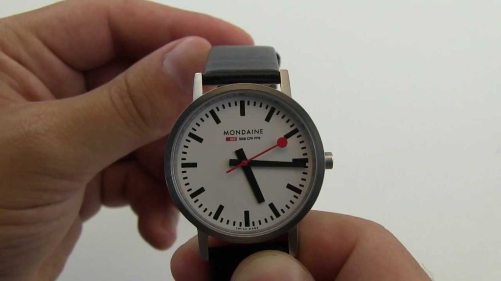 A Closer Look at the Mondaine Official Swiss Railways Evo 2 Automatic Watch